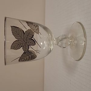 Dining | Pair Of Vintage Libbey Silver Leaf Pattern Glasses | Poshmark